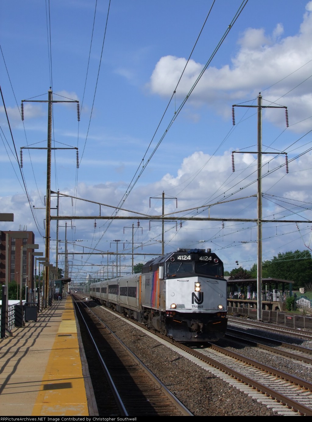 NJT 4124